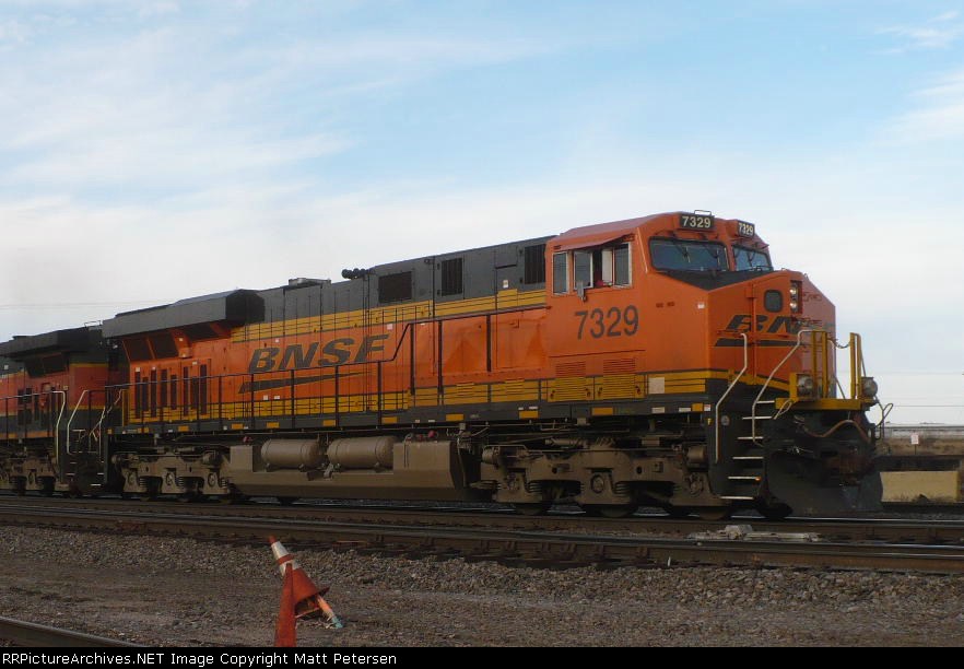 BNSF 7329